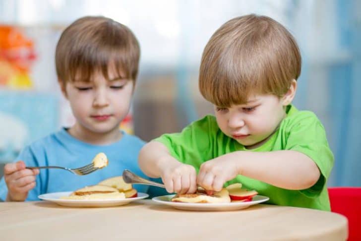 8 Best Tips On How To Get A Child To Eat When They Refuse