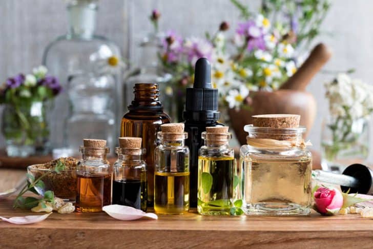 Essential Oils For Babies: 7 Types and Their Uses
