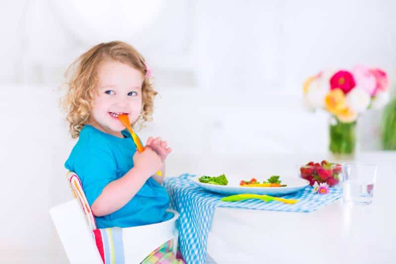 15 Best Veggies And Fruits For Toddlers For A Healthy Diet 15 Best Veggies And Fruits For Toddlers For A Healthy Diet