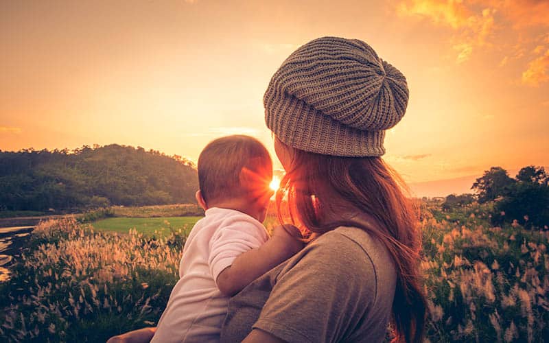 13 Best Ways To Find Single Mom Help
